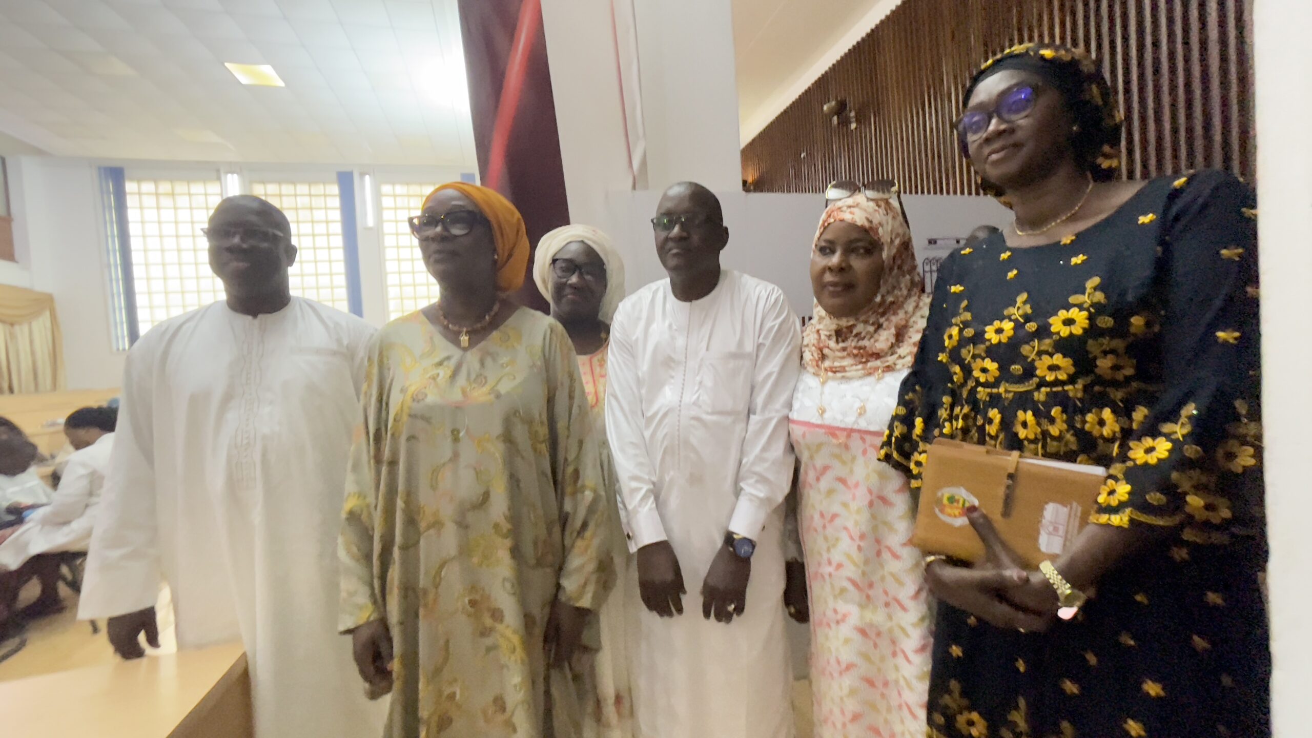 SÉNÉGAL/DON DE SANG :L’AMICALE DES AGENTS DU MINISTÈRE DE L’INTÉGRATION ...