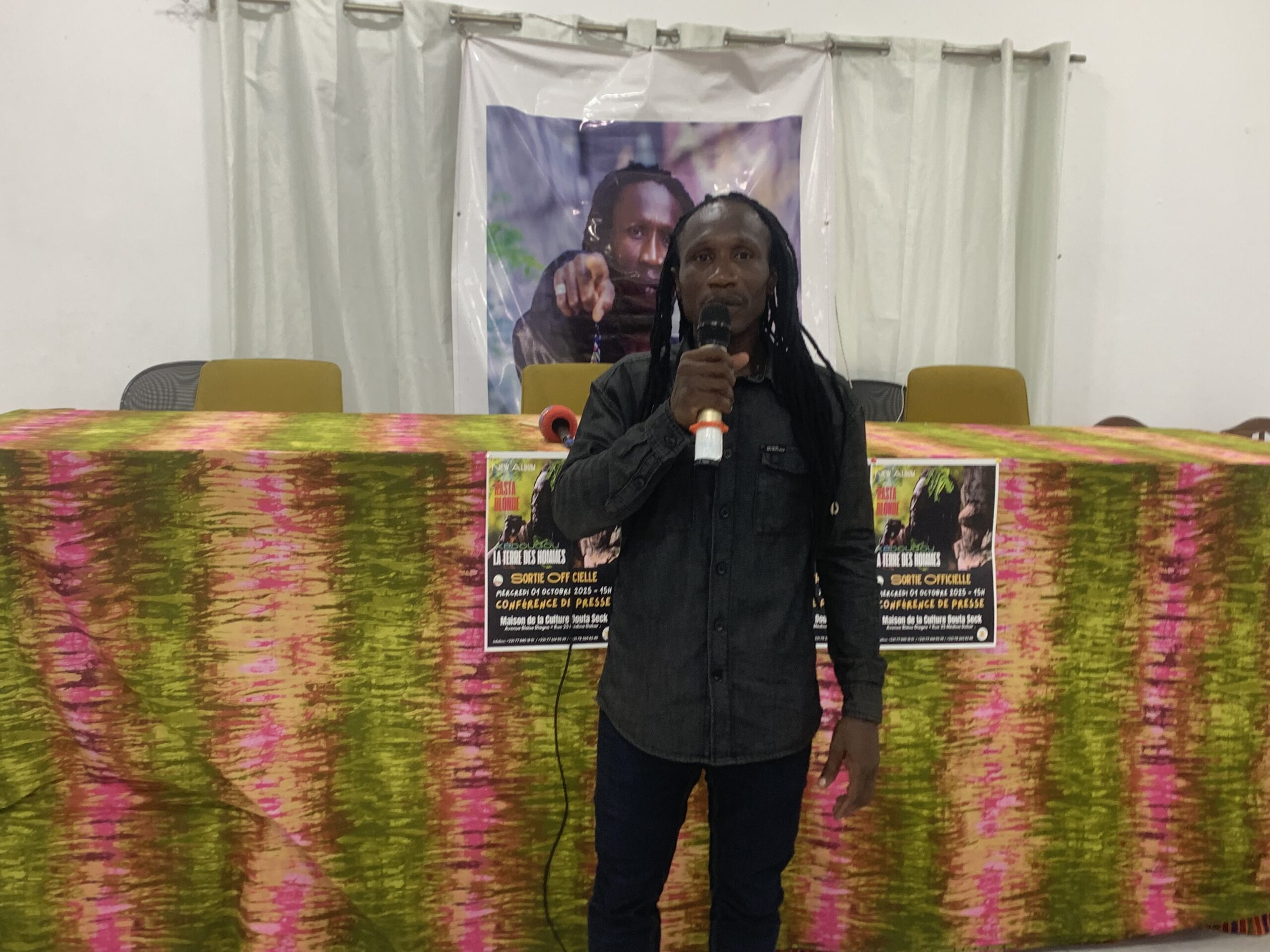 REGGAE:RASTA BLONDE SIGNE SON PREMIER ALBUM ,KEDOUGOU ,LA TERRE DES ...